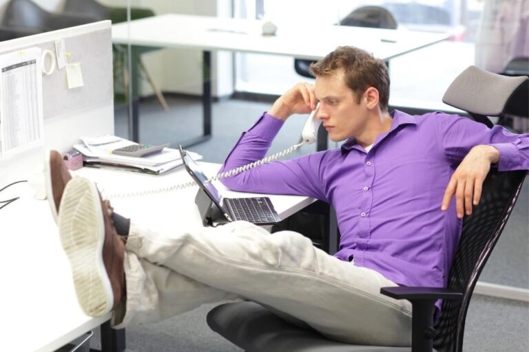 Che cos'è la Computer Vision Syndrome - Affaticamento visivo digitale